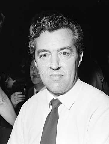 Jespersen, Knud | 6.000 historiske pressefotos - John Stæhr copyright ...