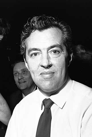 Jespersen, Knud | 6.000 historiske pressefotos - John Stæhr copyright ...