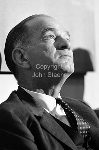 Fulbright, James William | 6.000 historiske pressefotos - John Stæhr ...